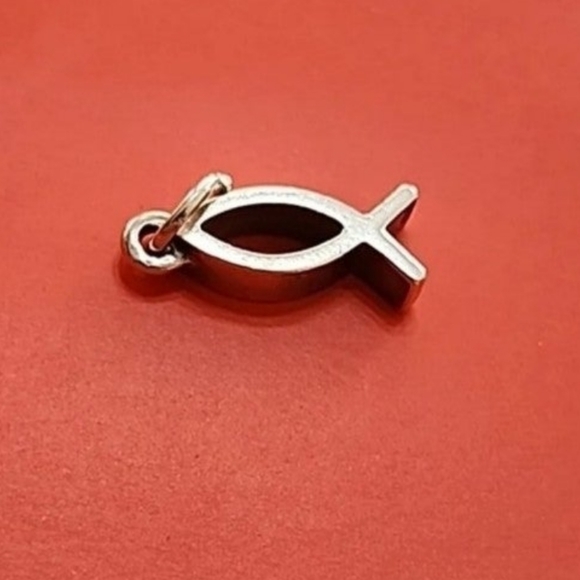 James Avery | Jewelry | Retired James Avery Sterling Silver Deep ...